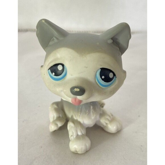 Hasbro | Toys | Littlest Pet Shop Lps 69 Husky Dog Gray White Blue Dot ...